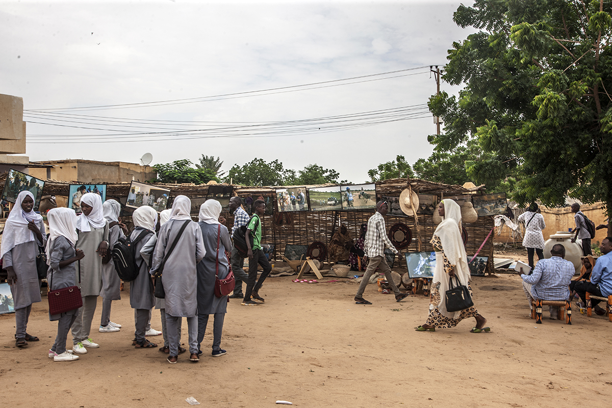 UNAMID organizes Photo Exhibition and Cultural Performances in El ... UNAMID organizes Photo Exhibition and Cultural Performances in El ...
